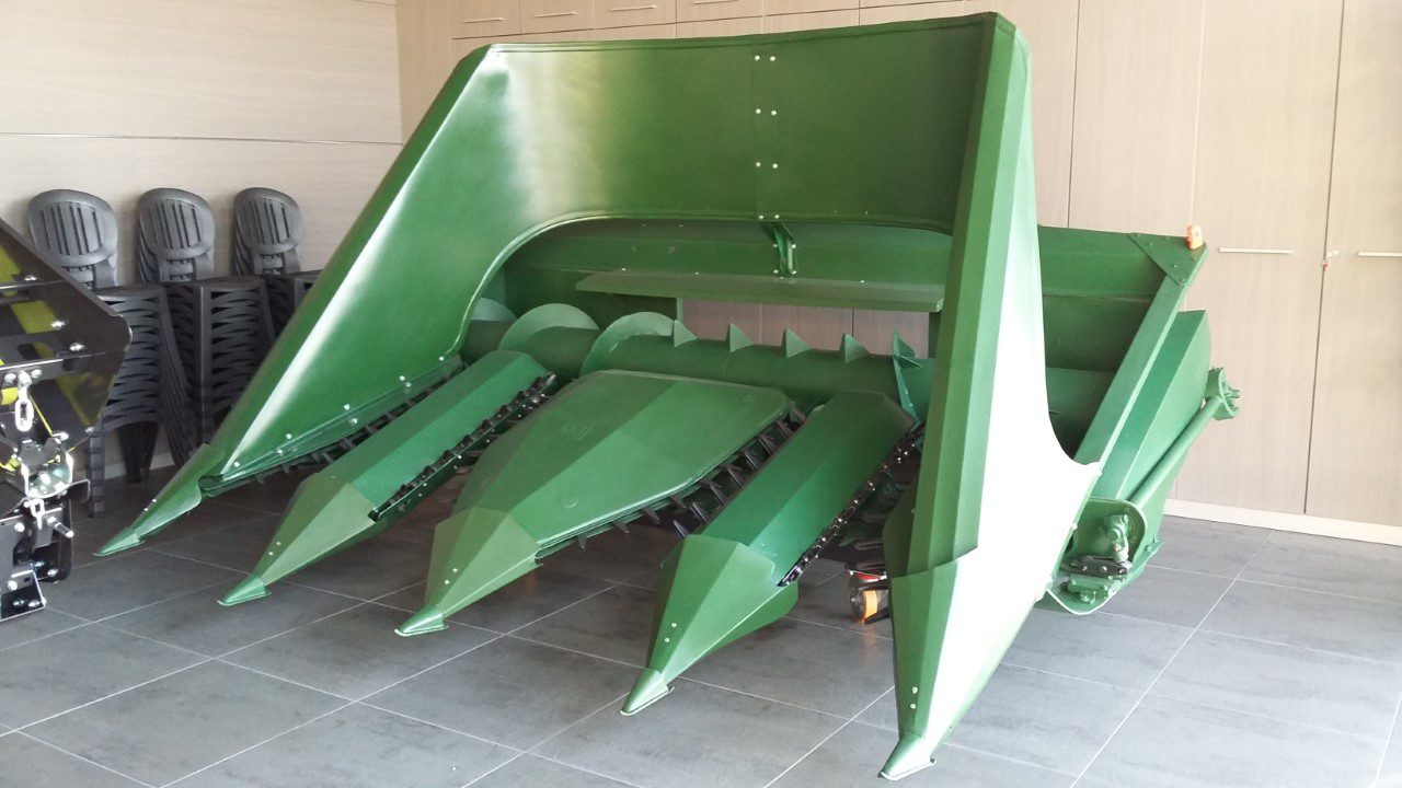 The Evolution of the Corn Head: Advancements for Maximum Yield
